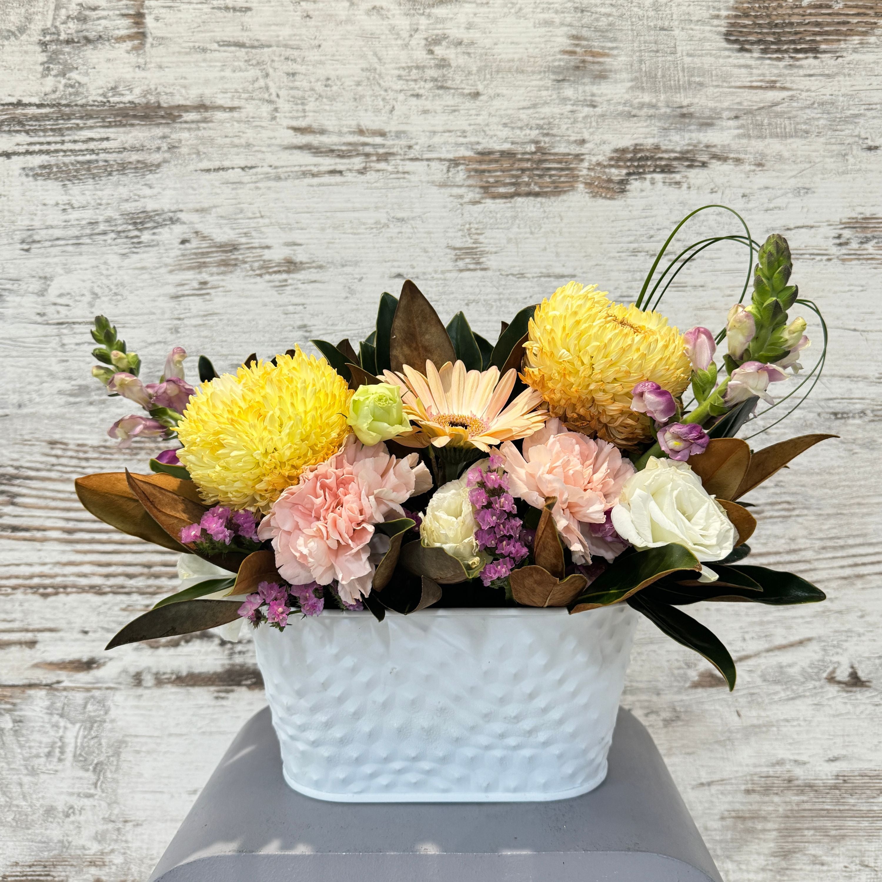 Today's Fresh Floral Designs - Moranbah Blooms